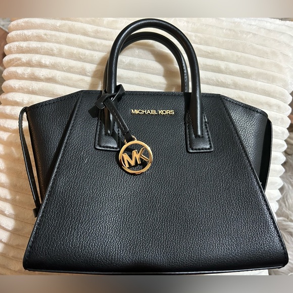 MICHAEL Michael Kors | Bags | Michael Kors Mini Bag | Poshmark